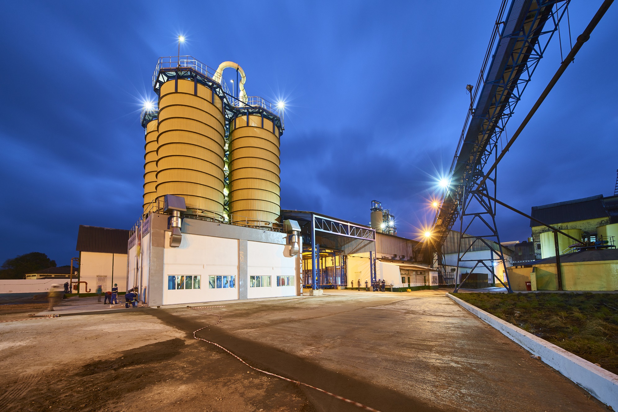 Tongaat Hulett warns over $90m loss as Xinavane refinery start is ...